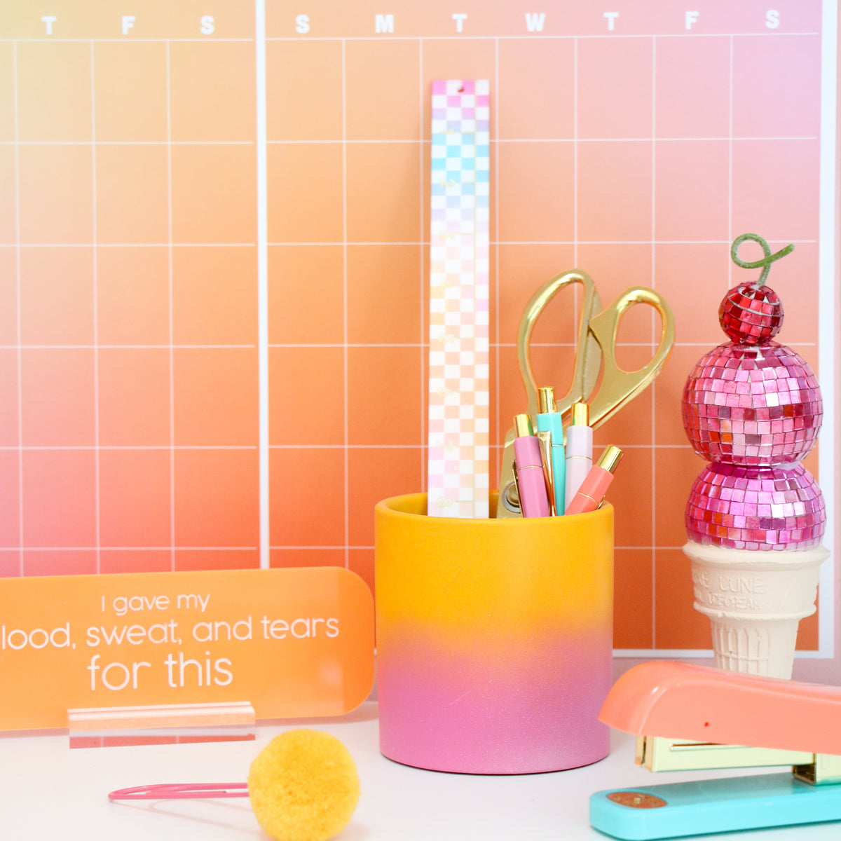 Yellow to pink gradient pen cup – Kailo Chic